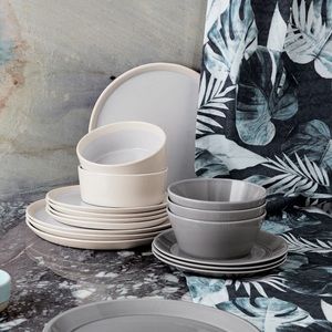 CB2 | Accents | Cb2 Palm Leaf Table Runner | Poshmark